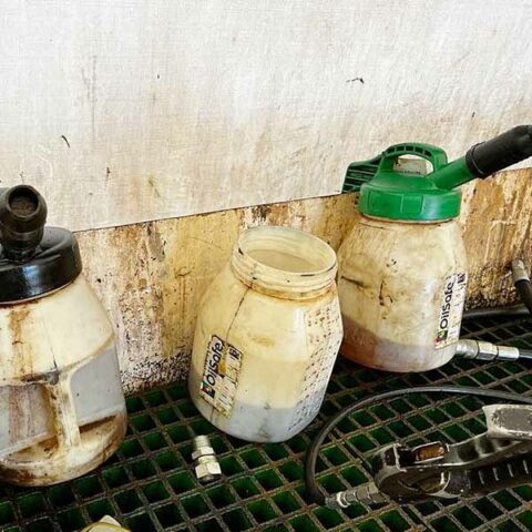 Maintaining the Shine: Sustainable Oil Transfer Container Management